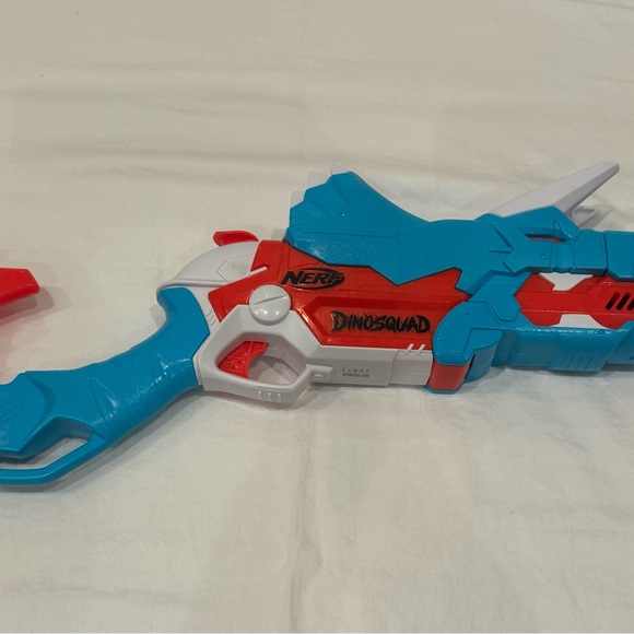 Nerf | Toys | Nerf Action Figures Red And Blue Blaster | Poshmark